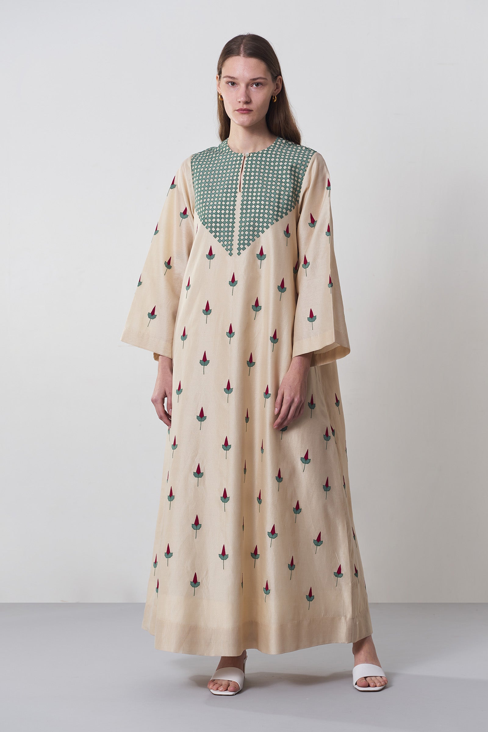 CIRCULAR DRESS – ikaibyraginiahuja.com